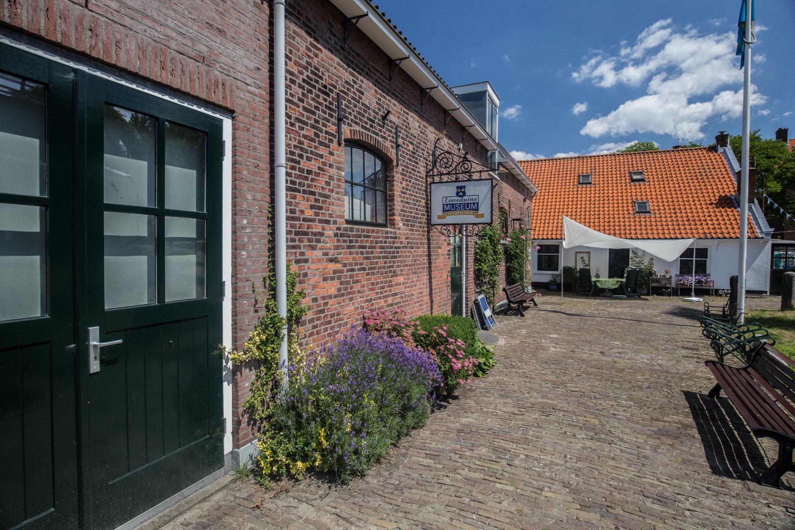 Windkorenmolen de Korenaer Den Haag
